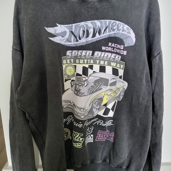 Pull&Bear | Sweaters | Sweat Hot Wheels Xl | Poshmark